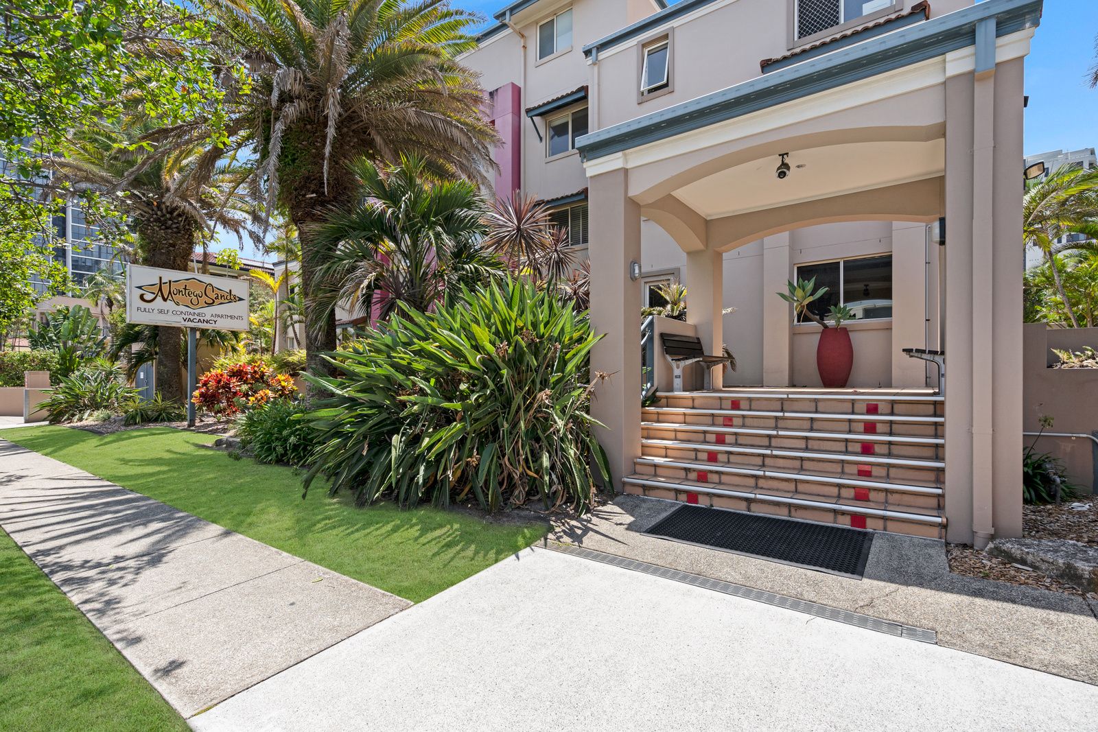 18/21-25 Peerless Avenue, Mermaid Beach QLD 4218 | Domain