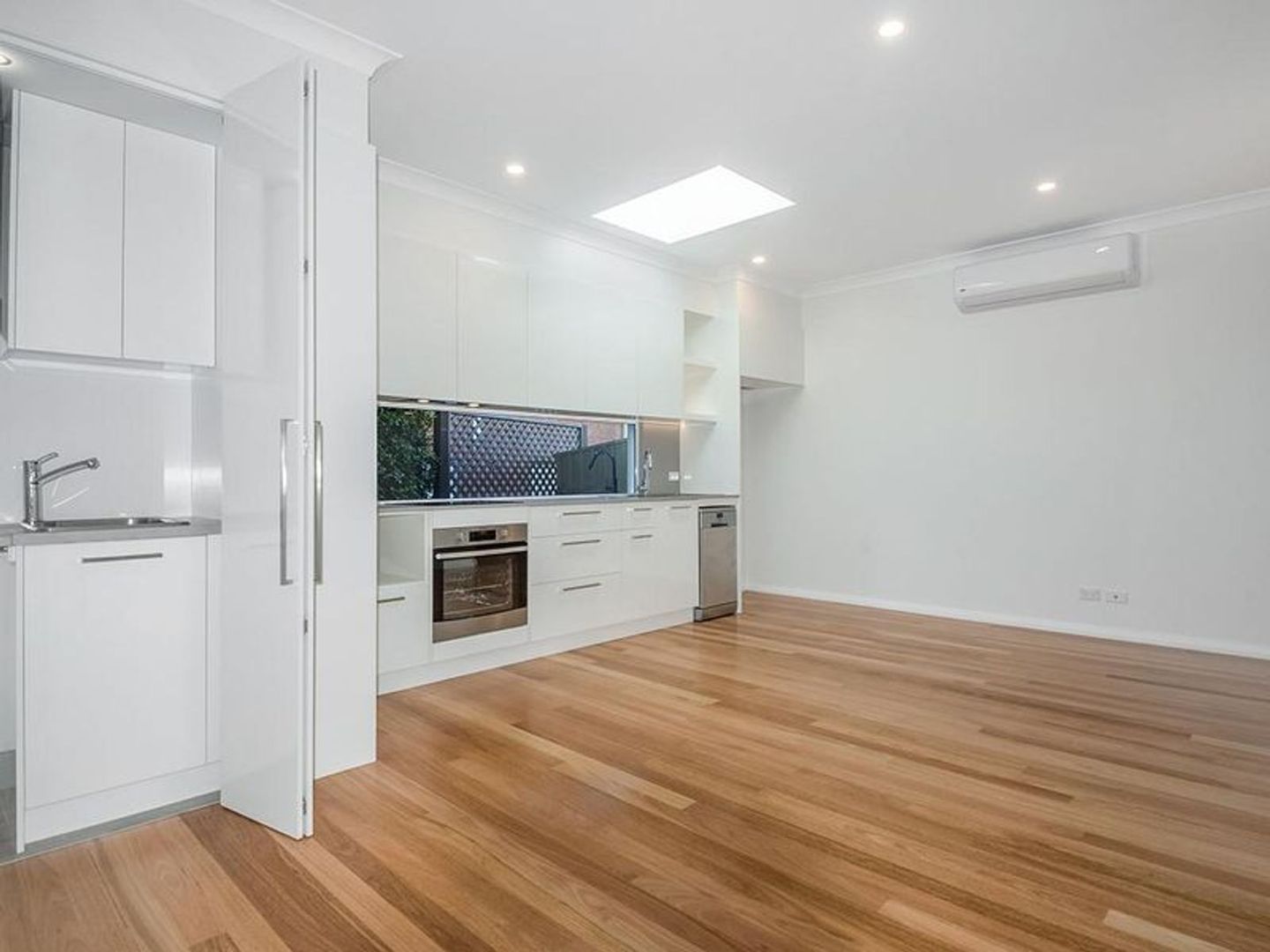 112A Pringle Avenue, Belrose NSW 2085 - House For Rent | Domain