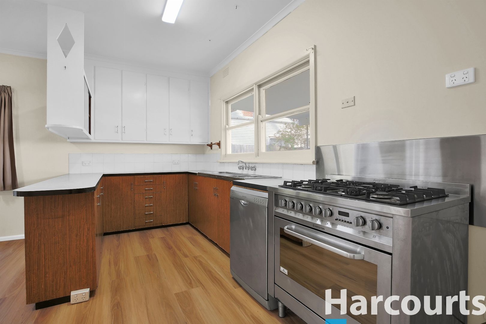 95 Simpson Road South, Hallora VIC 3818 - House For Rent | Domain