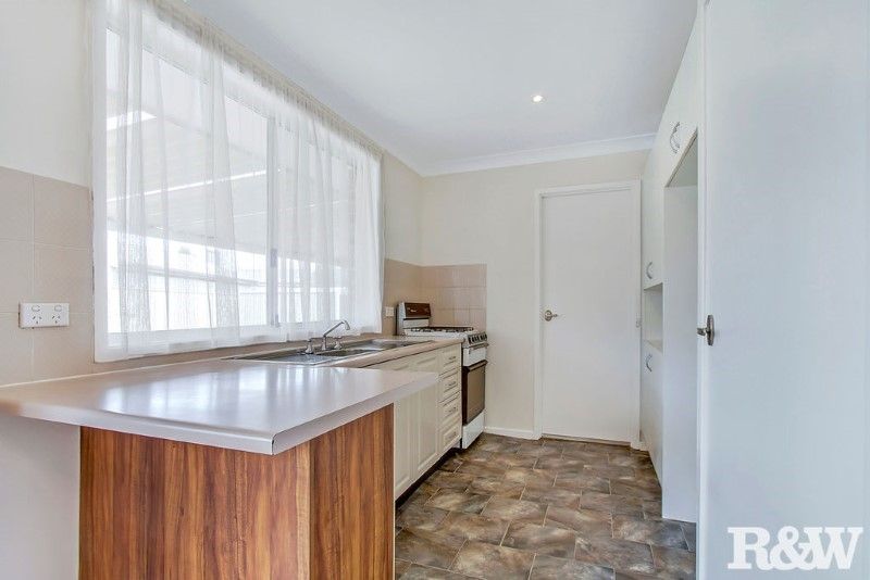 9 Doolan Street, Dean Park NSW 2761 - House For Rent - $550 | Domain