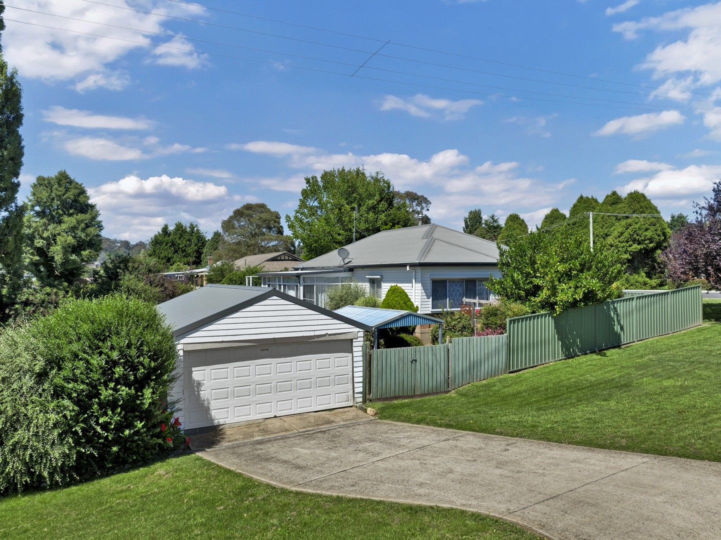 22 Raleigh Street, Oberon NSW 2787 | Domain