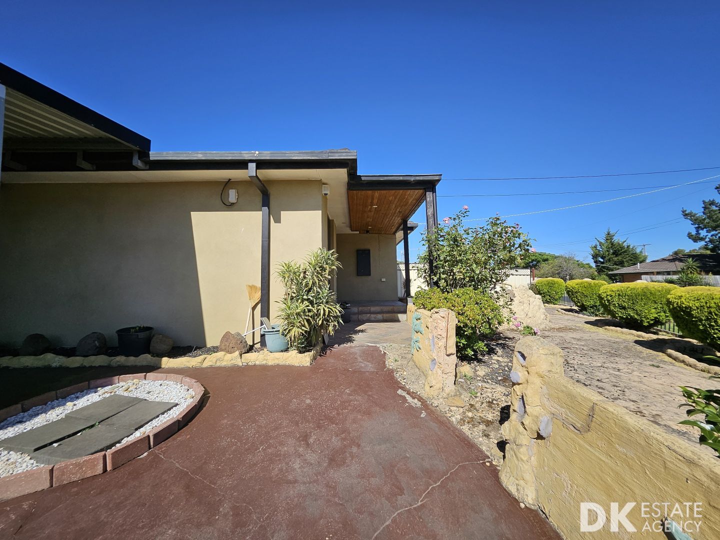 7 Craigavon Court, Deer Park VIC 3023 - House For Rent | Domain