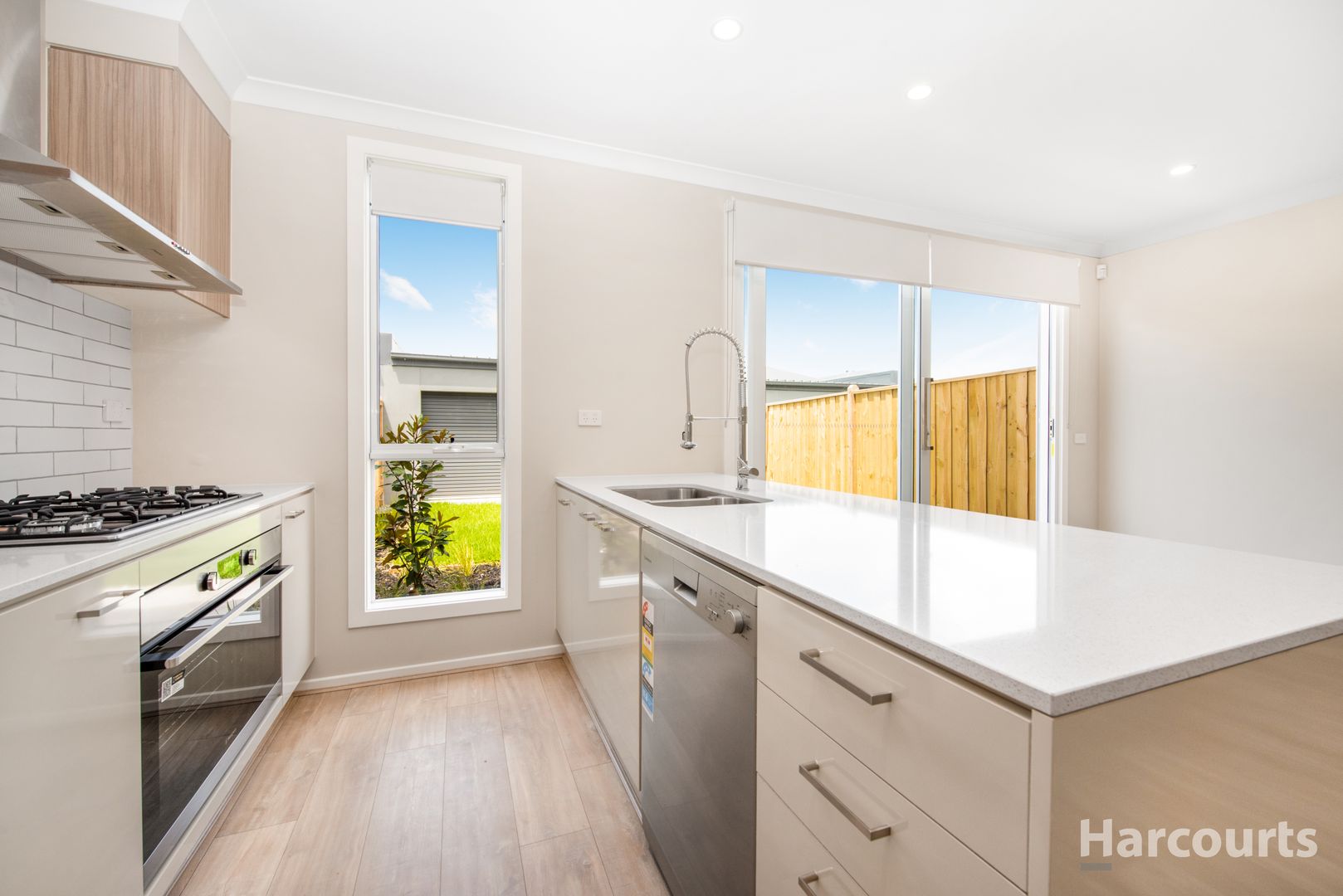 26 Portobello Boulevard, Clyde North VIC 3978 - House For Rent | Domain