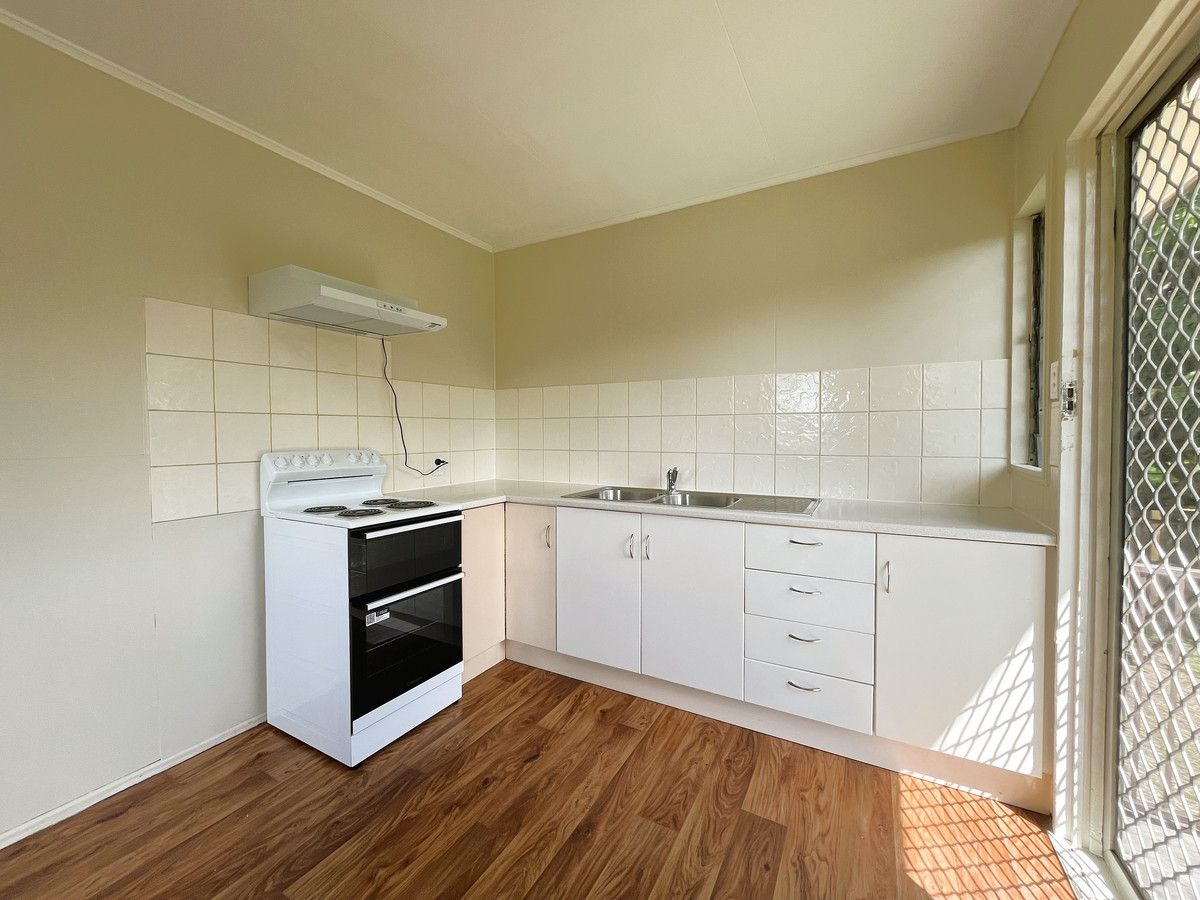 62 Weaver Street, Coopers Plains QLD 4108 - House For Rent | Domain