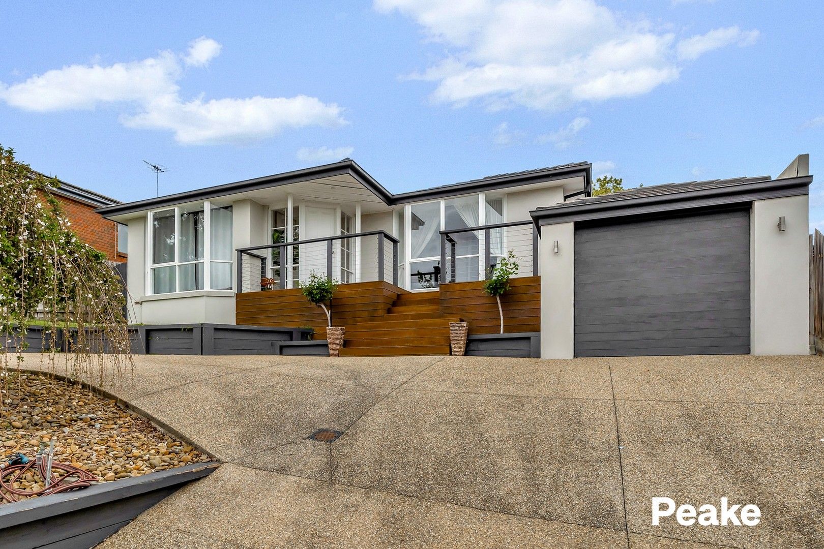 21 Amelia Close, Beaconsfield VIC 3807 - House For Rent | Domain