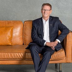 Greg Johnson | Ray White Runaway Bay | Real Estate Agent in 1/445 Oxley ...