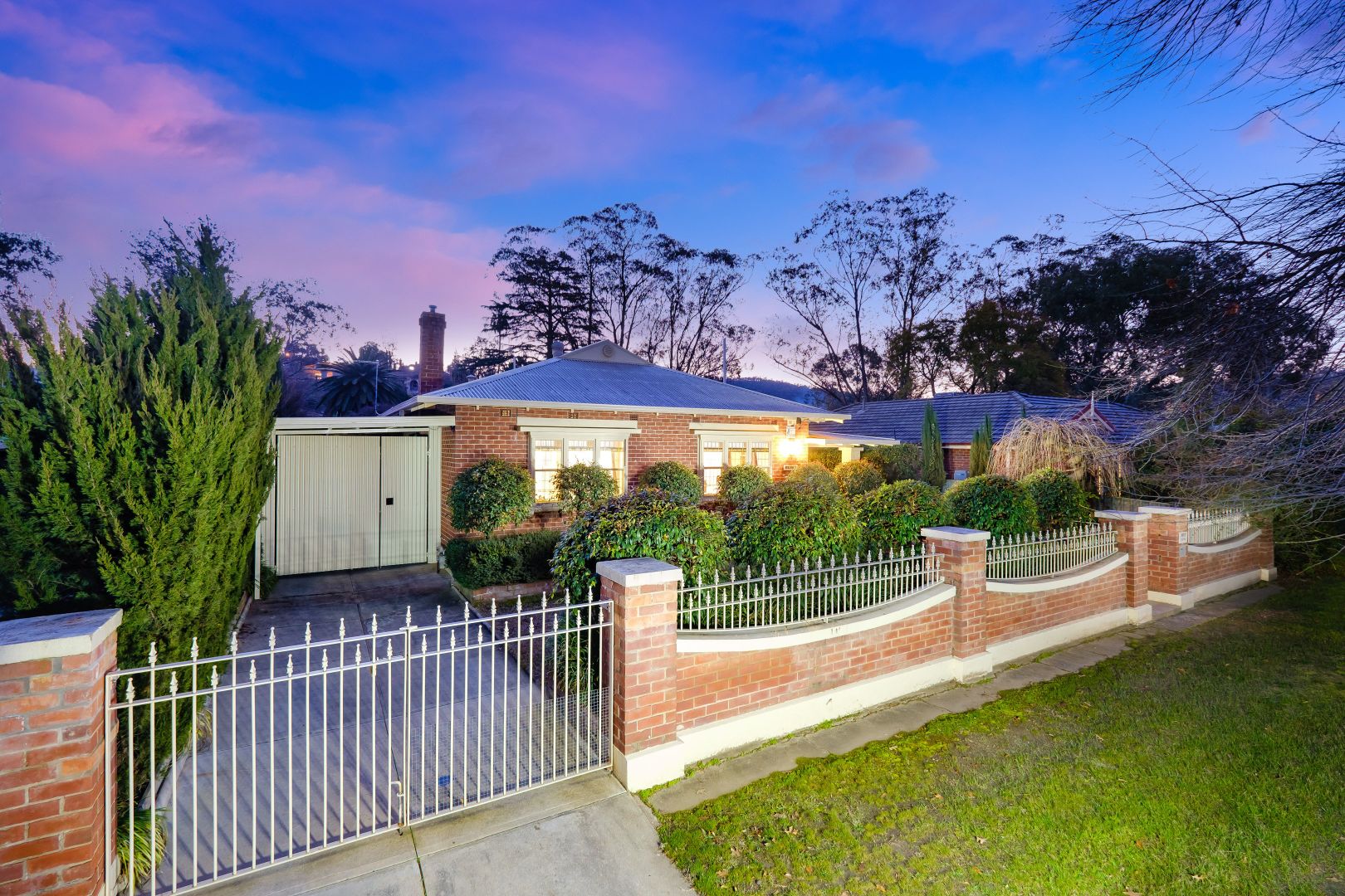 617 Jones Street, Albury | Property History & Address Research | Domain
