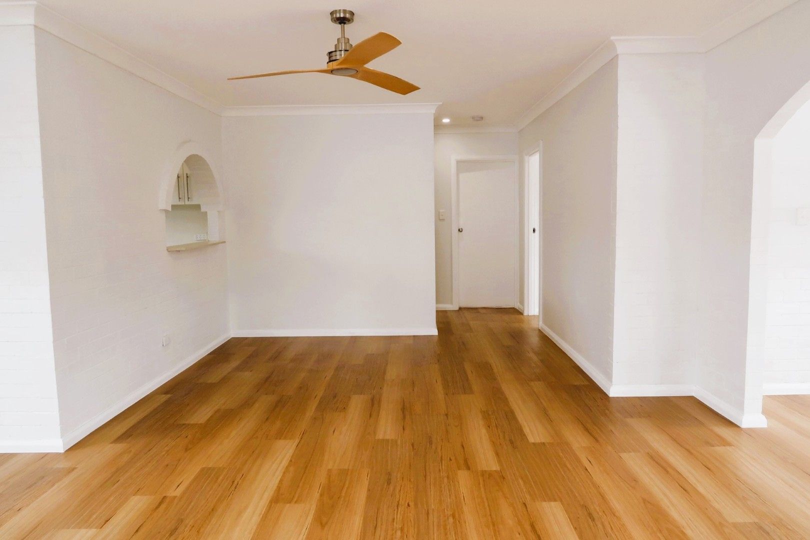 4/8 Nankeen Avenue, Paradise Point QLD 4216 - House For Rent | Domain