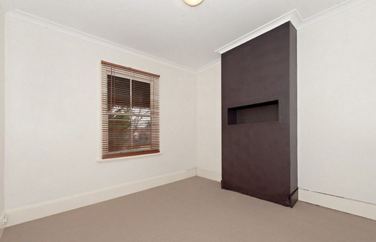 39 Victoria Street, Goulburn NSW 2580 - Duplex For Rent | Domain