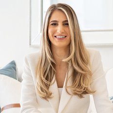 Laura Stenta | Stone Real Estate Manly | Real Estate Agent in Shop 2 ...