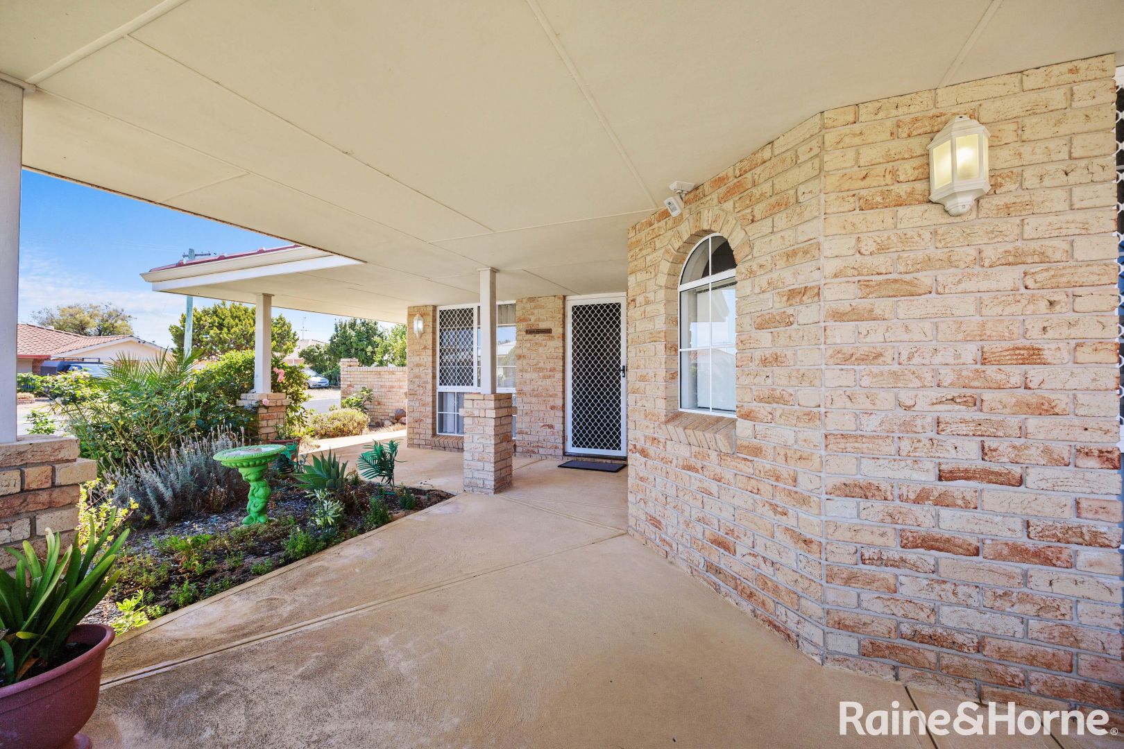 32 Payton Way, Usher WA 6230 | Domain