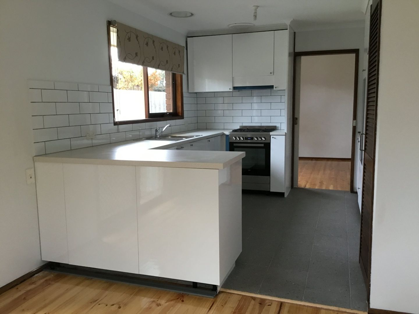 69 Chalcot Drive, Endeavour Hills VIC 3802 - House For Rent - $430 | Domain