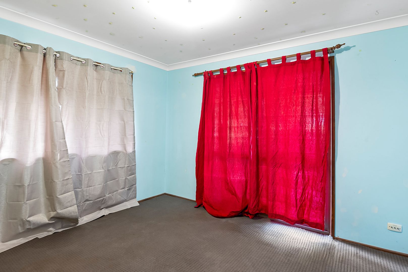 131-137 Rosia Road, Park Ridge South QLD 4125 - House for Rent