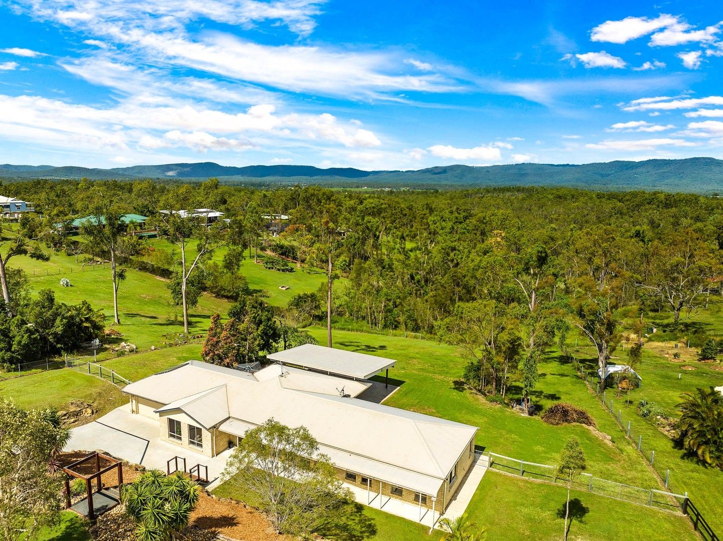 10-12 Borrowdale Court, Mundoolun QLD 4285 | Domain