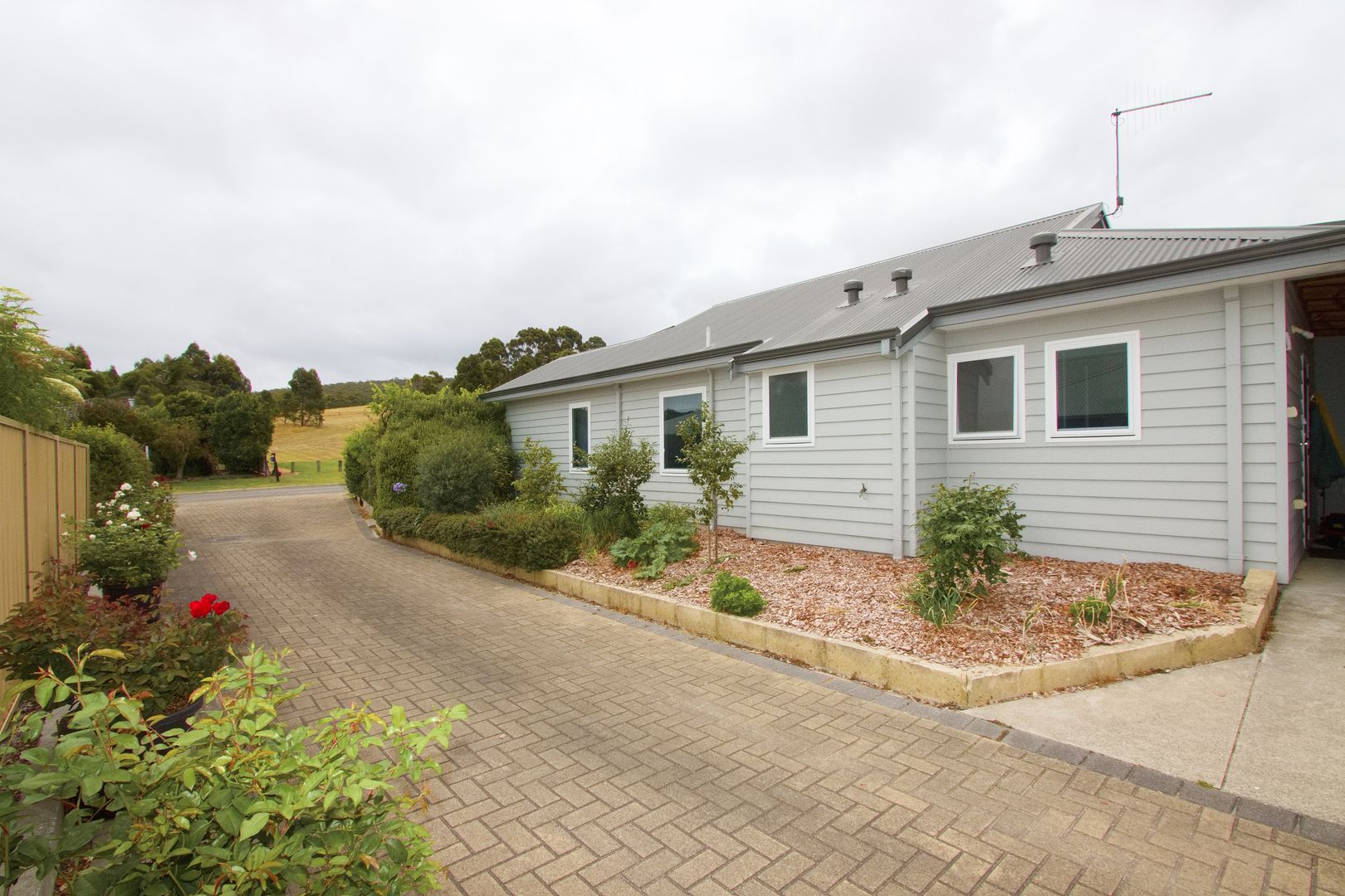 1/18 Russell, Denmark WA 6333 | Domain