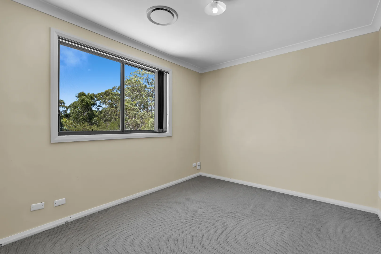 15 St Simon Close, Blair Athol NSW 2560 - House For Rent | Domain