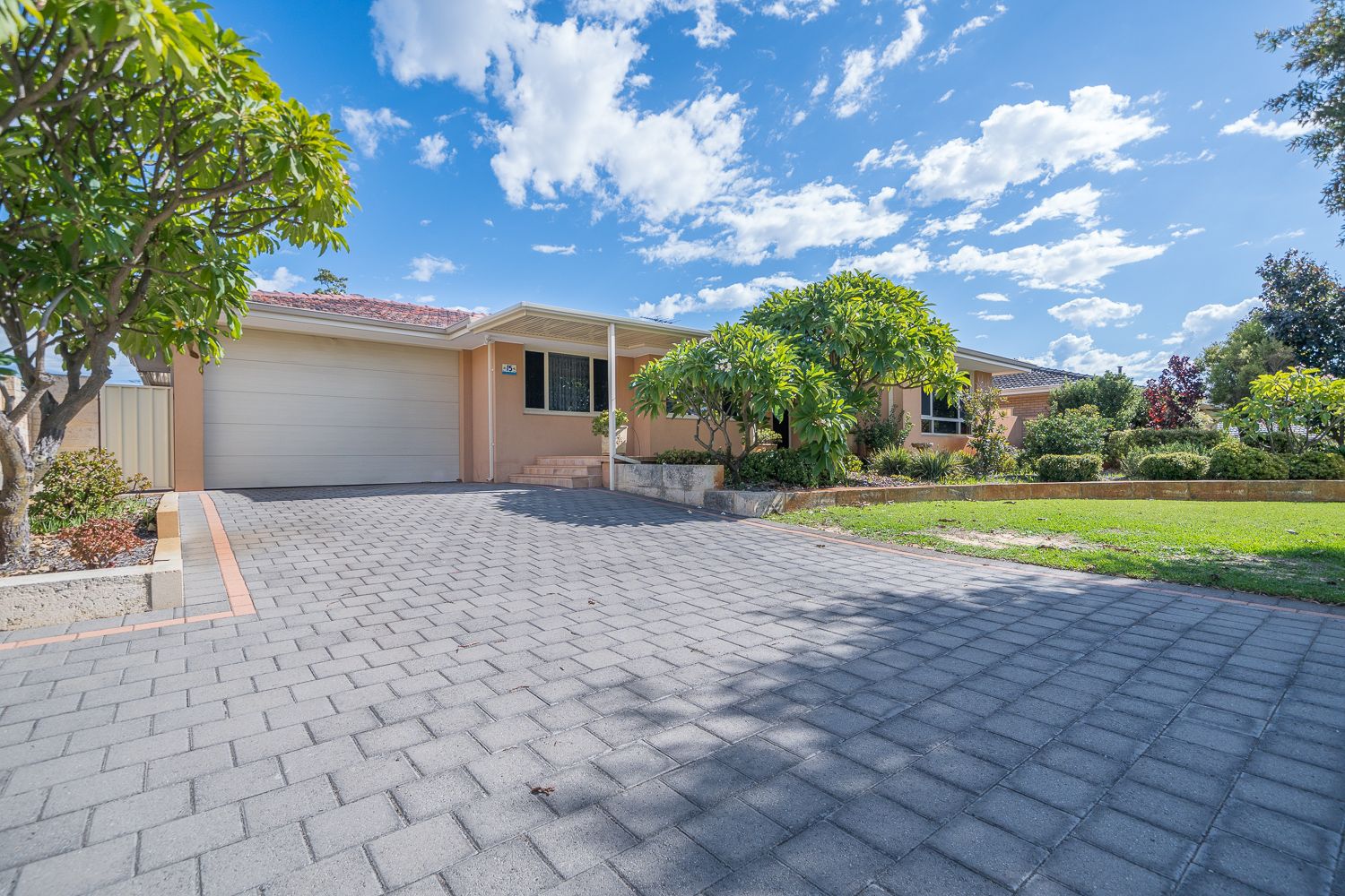 15 Lynmouth Rd, Dianella WA 6059 - House For Rent - $800 | Domain