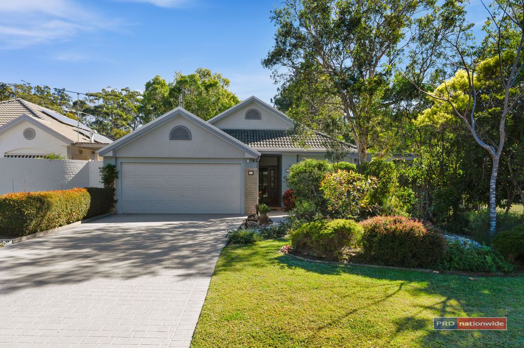 27 Crystal Drive, Sapphire Beach | Property History & Address Research ...