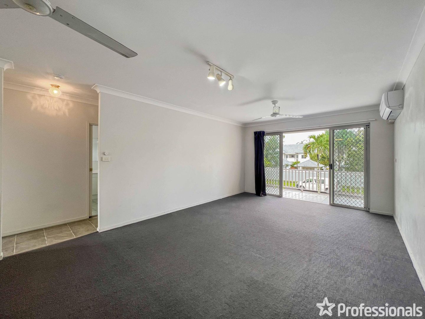 4/8 Springfield Crescent, Manoora QLD 4870 - Apartment For Rent | Domain