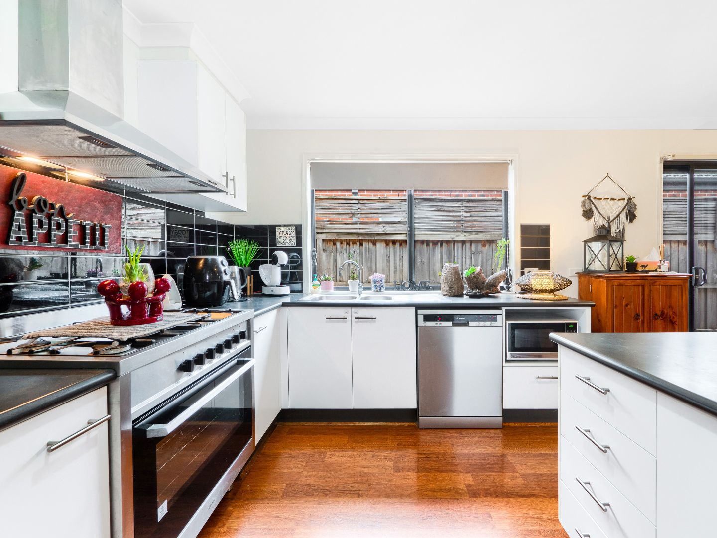 41 George Frederick Road, Cranbourne West VIC 3977 - House For Rent ...