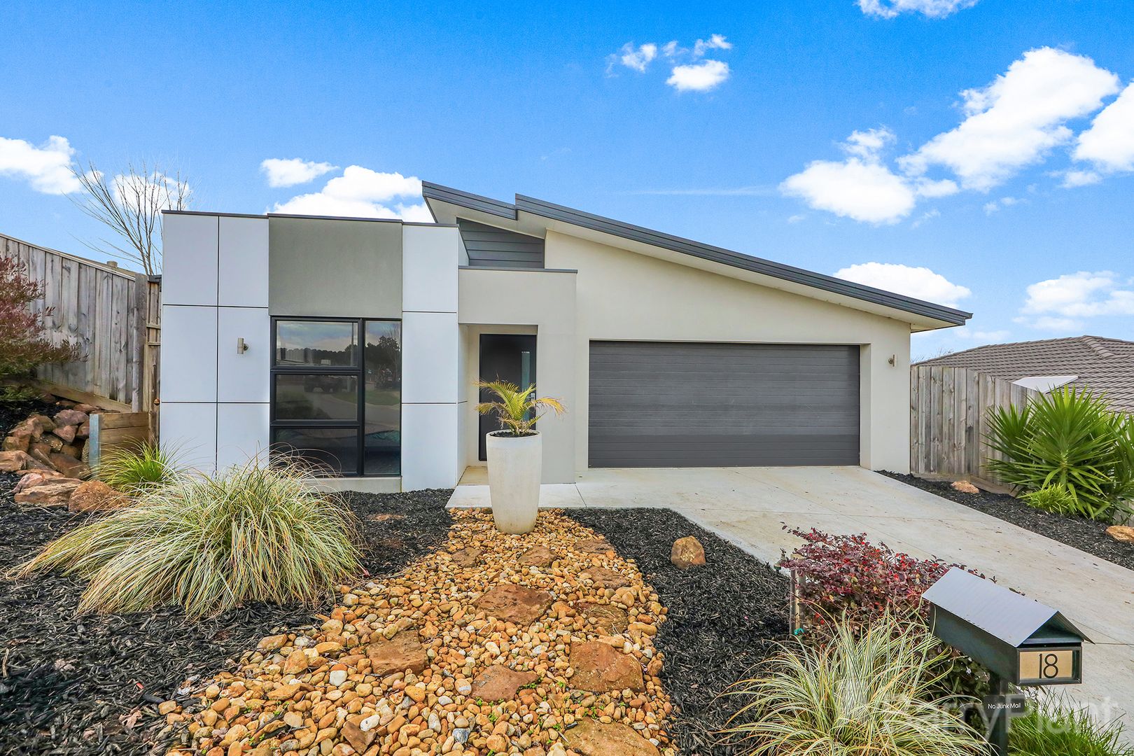 18 Appleporch Way, Drouin | Property History & Address Research | Domain
