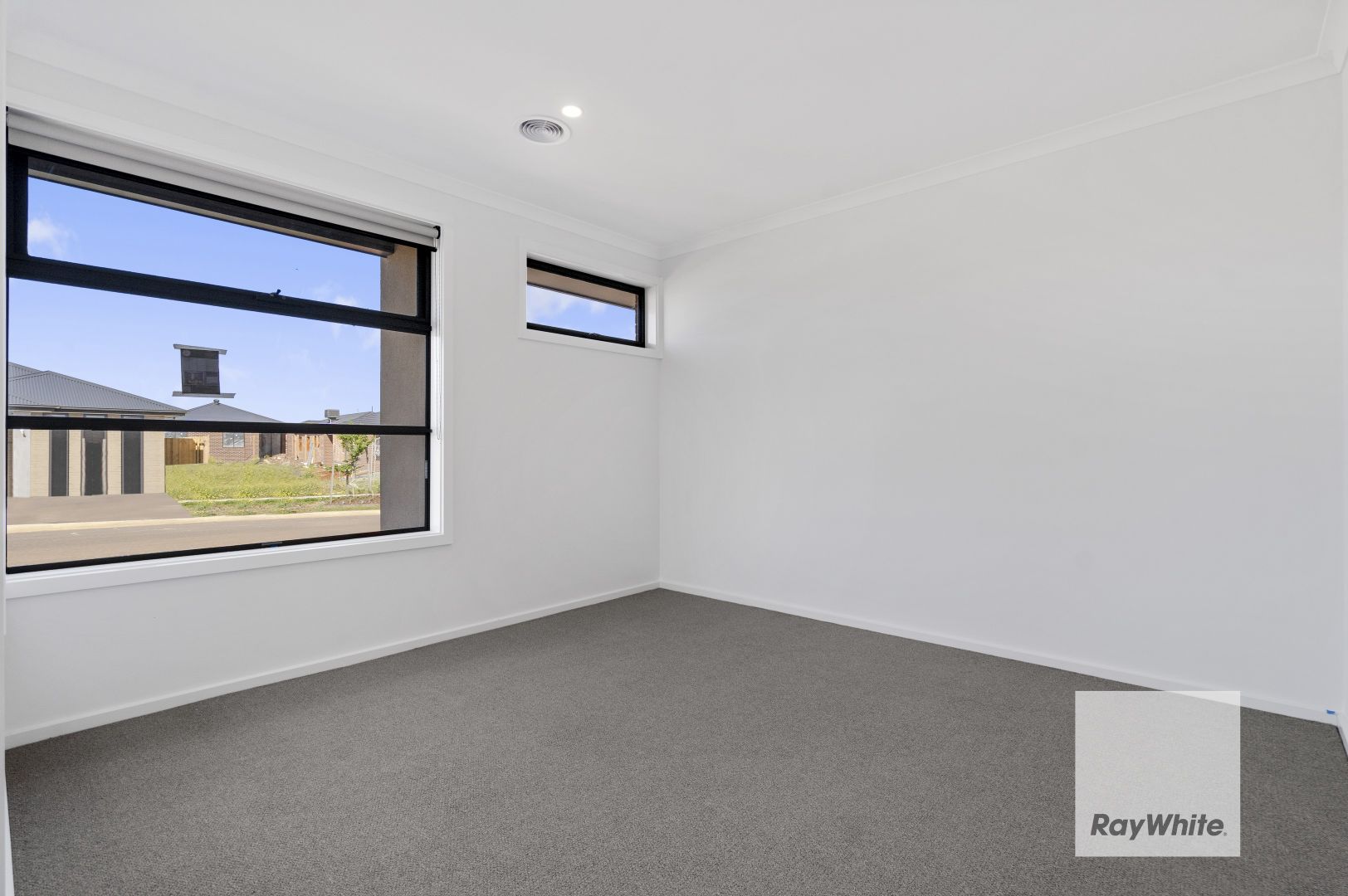7 Borage Road, Thornhill Park VIC 3335 - House For Rent - $445 | Domain