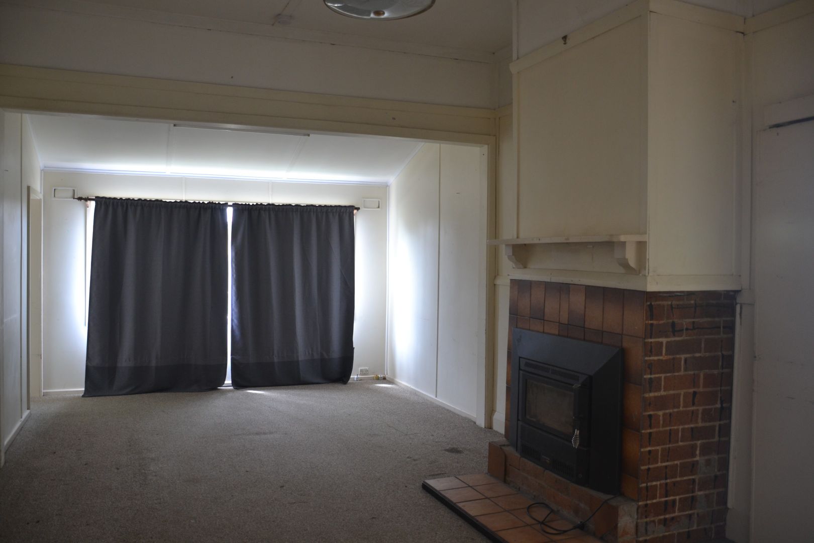 11 Ross Street, Inverell NSW 2360 - House For Rent - $320 | Domain