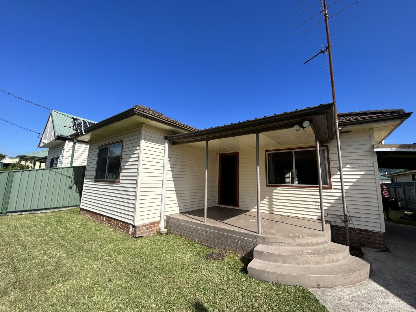 20 Kent Street, Bellambi NSW 2518 - House For Rent | Domain