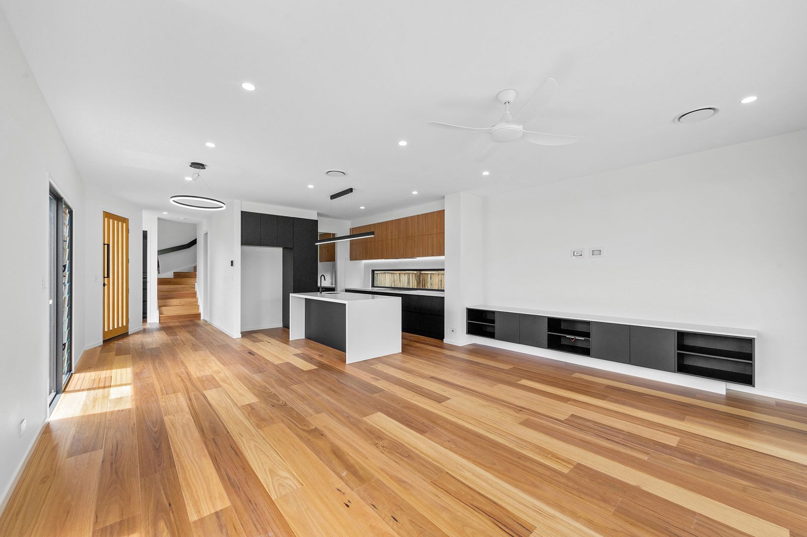 Acacia Ridge QLD 4110 - 4 beds house for Sale, $920,000 Full Turn Key ...