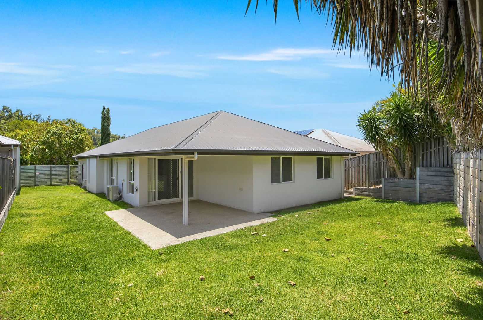 221 Riverstone Crossing, Maudsland QLD 4210 - House For Rent | Domain