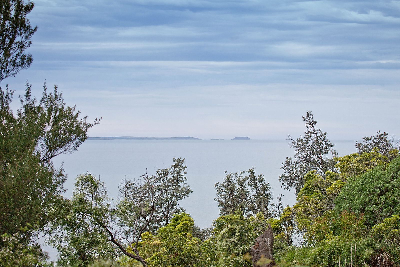 10 Cliff Road, Merricks Beach | Property History & Address Research ...