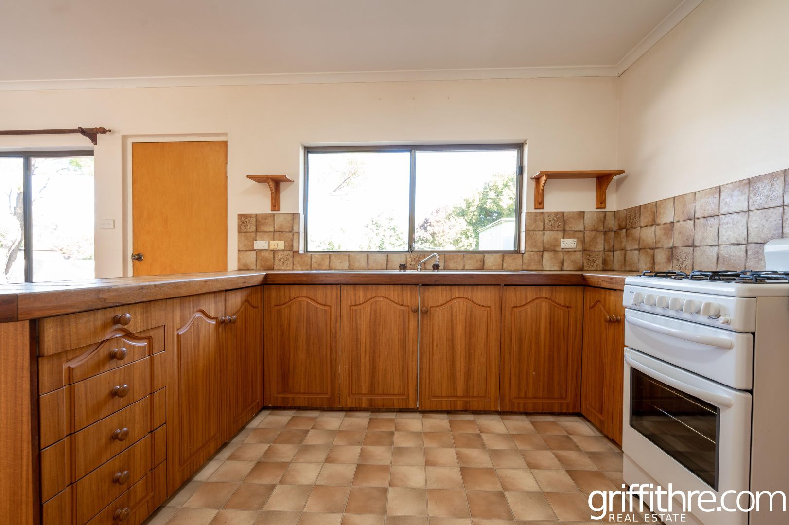 20 Lowde Street, Nericon NSW 2680 - House For Rent - $400 | Domain