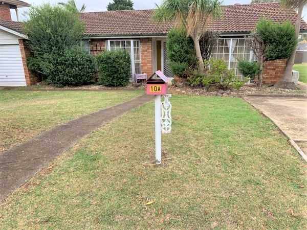 10 Lanark Place, St Andrews NSW 2566 - House For Rent | Domain