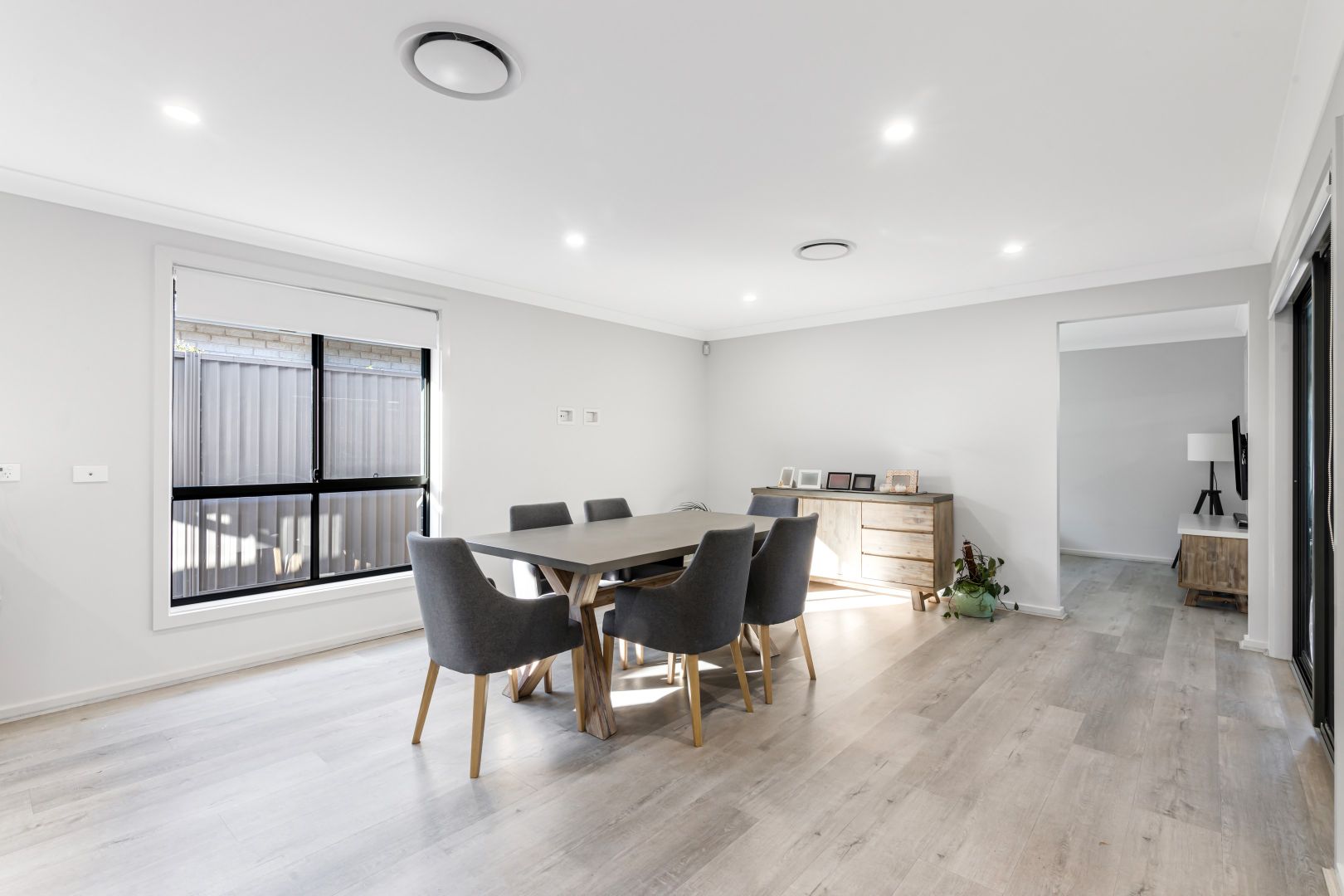 76 Tokyo Road, Austral NSW 2179 - House For Rent | Domain