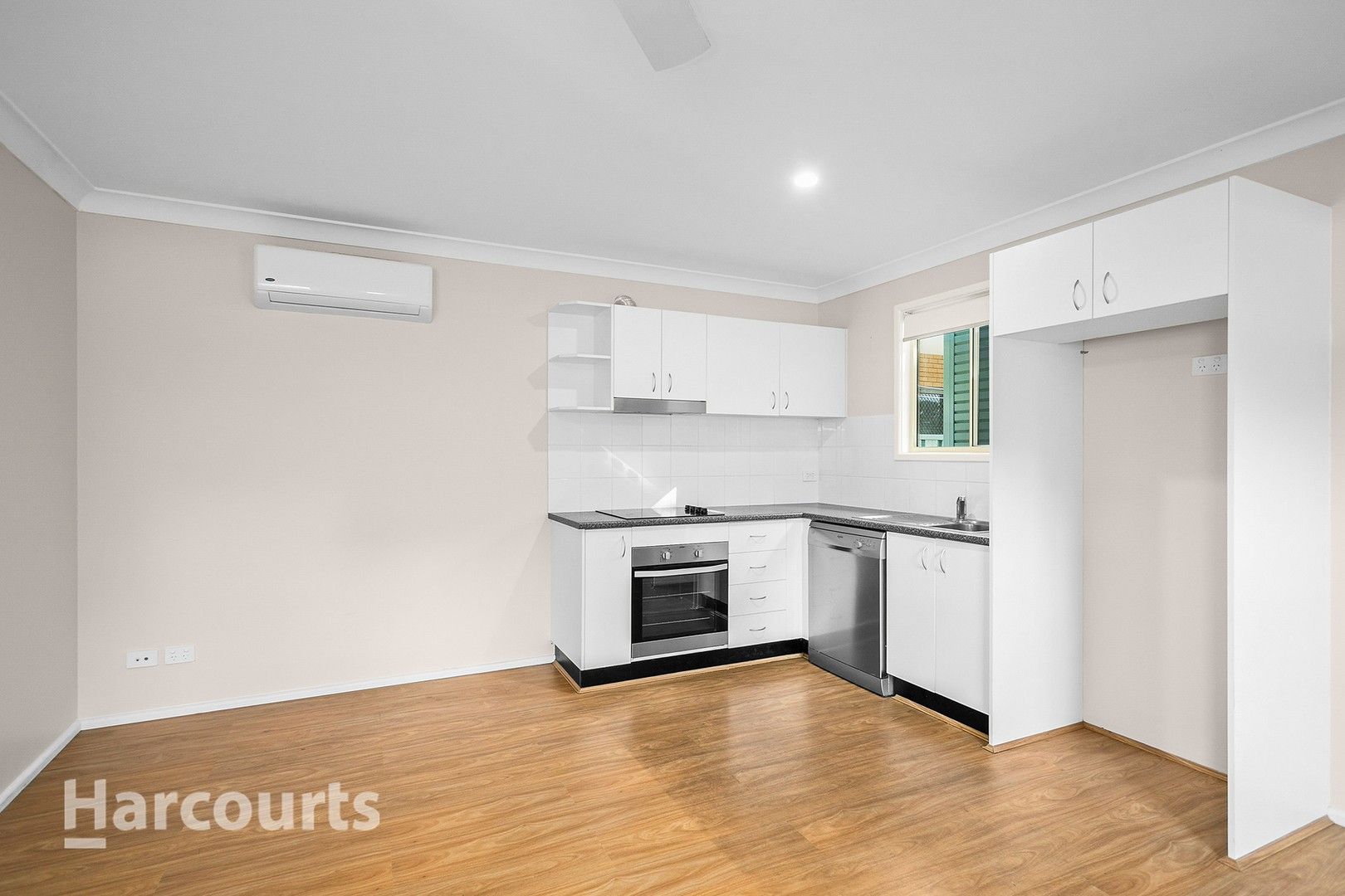 18A Cameron Crescent, Kiama Downs NSW 2533 - Apartment For Rent - $350 ...