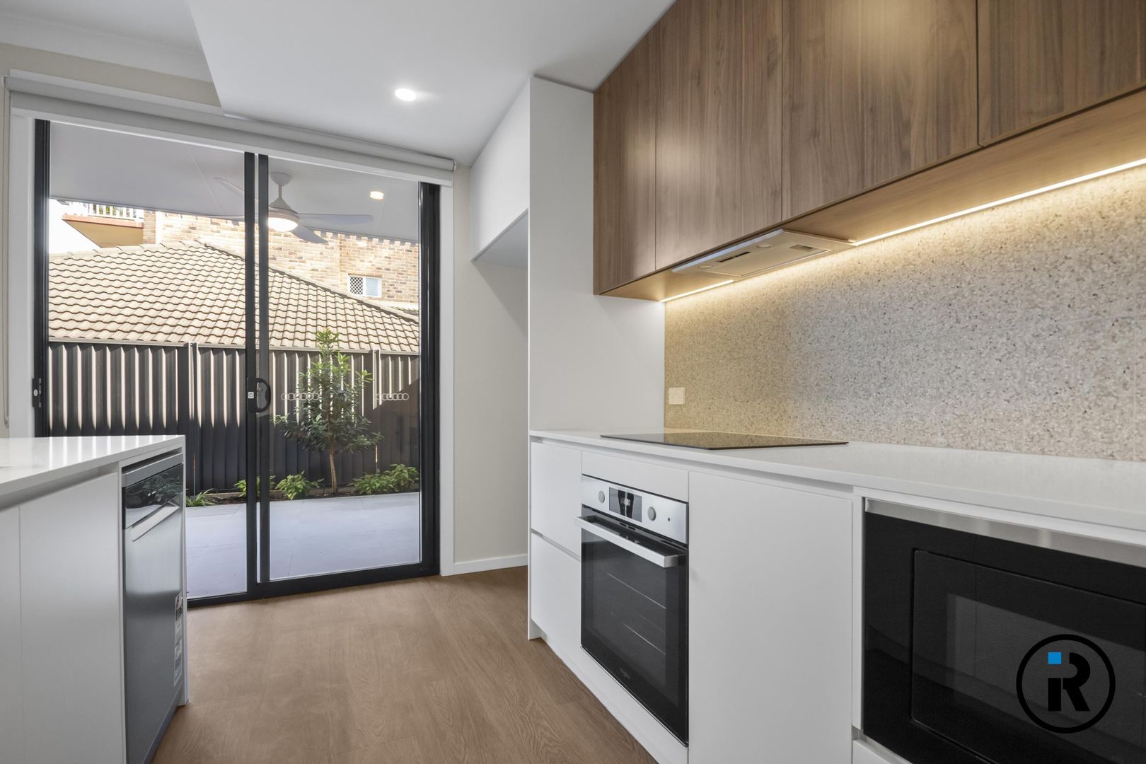 6/33 Brickfield Road, Aspley QLD 4034 - Townhouse For Rent - $690 | Domain