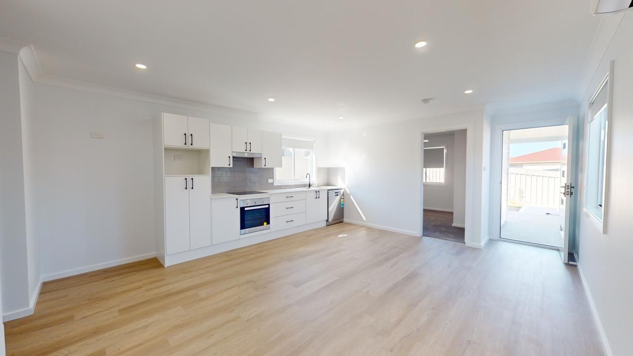 5a Topaz Way, Rutherford NSW 2320 - House For Rent | Domain