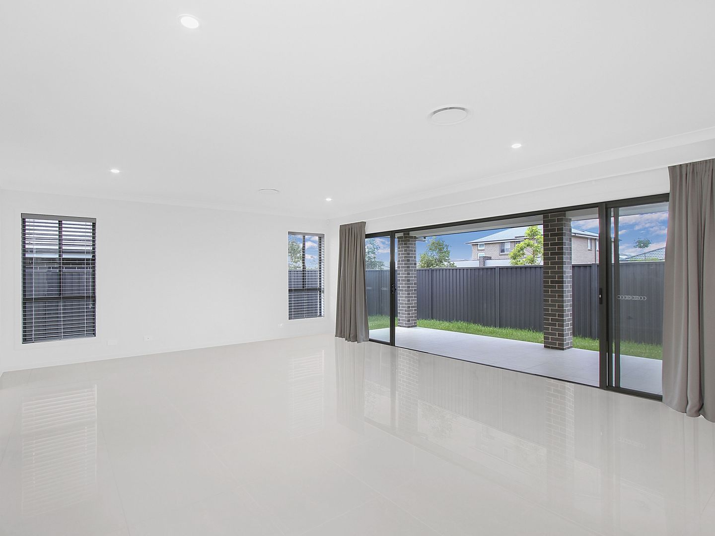 2 Wiregrass Avenue, Denham Court NSW 2565 - House For Rent | Domain