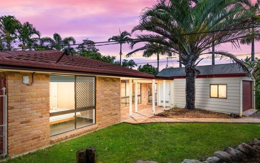 5 Maneroo Ct, Springwood QLD 4127 - House For Rent | Domain