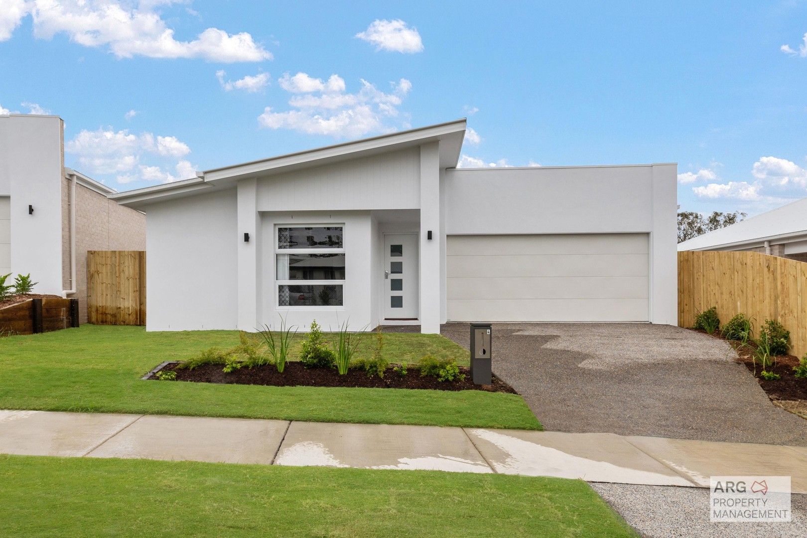 4 Robin St, Morayfield QLD 4506 - House For Rent - $600 | Domain