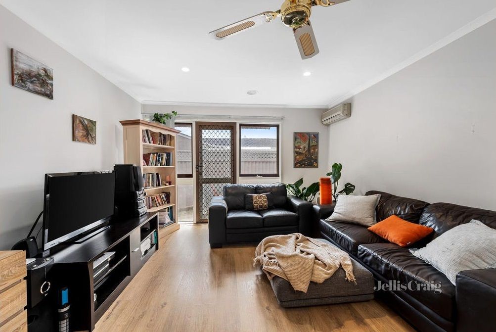 5/16 Thomas Street, Ringwood VIC 3134 - Apartment For Rent - $570 | Domain
