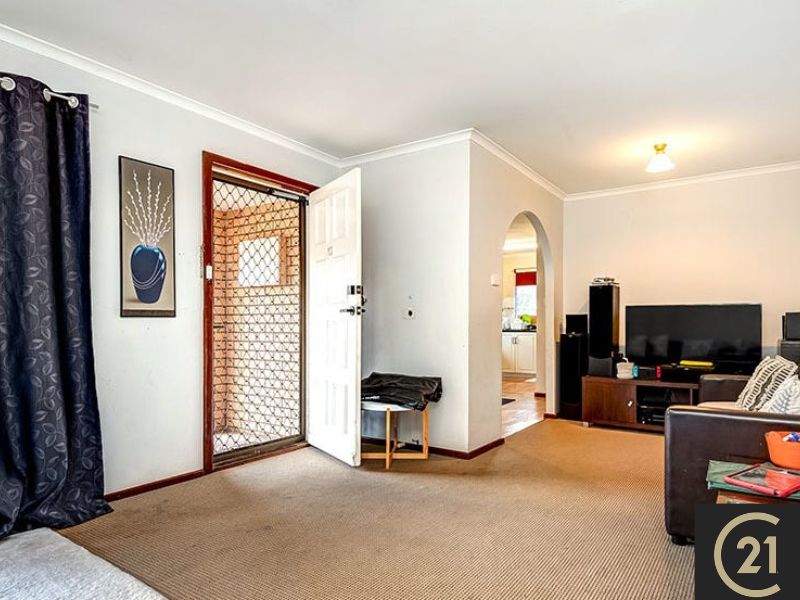 216 Minninup Road, Withers WA 6230 - House For Rent - $550 | Domain