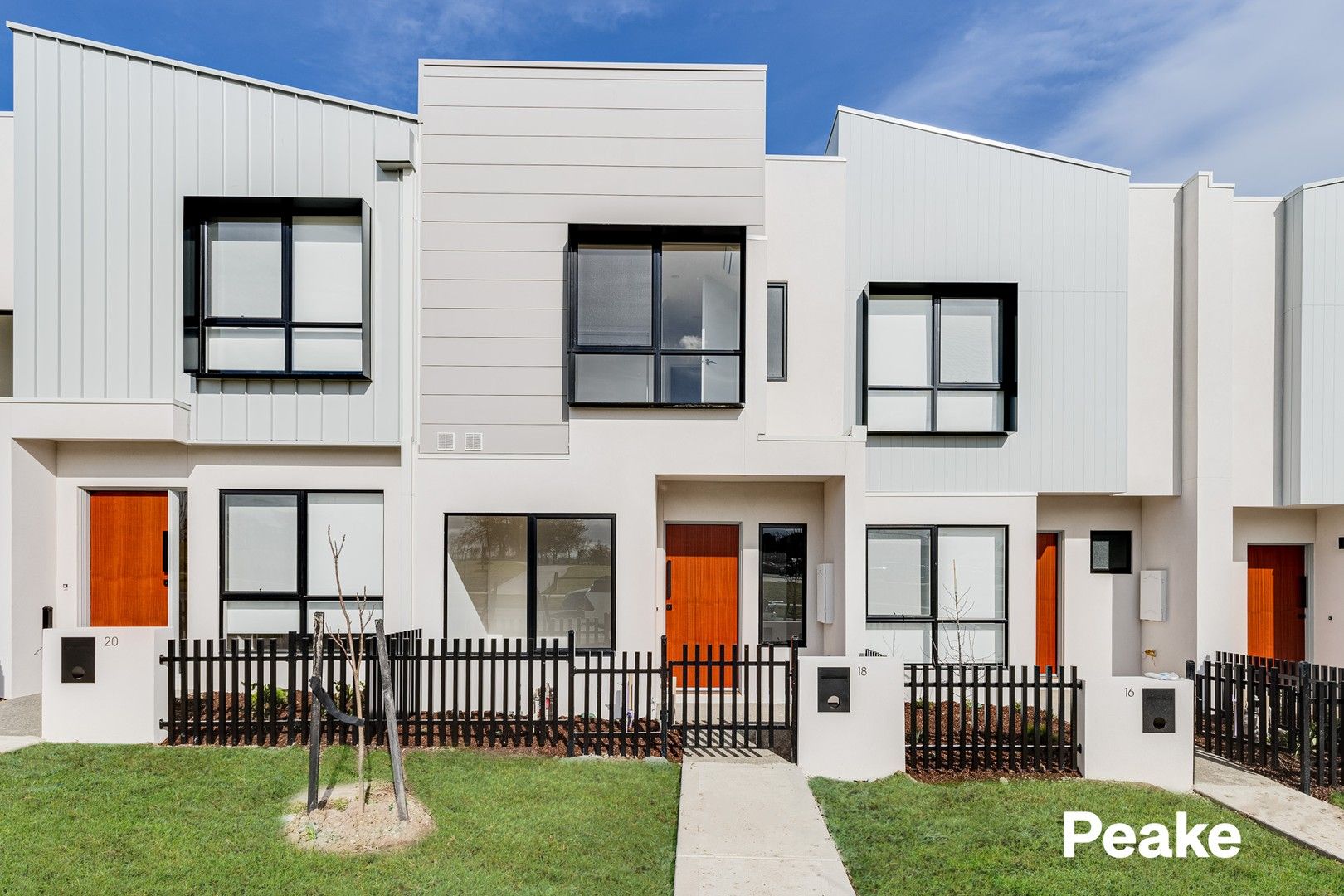 18 Carnival Boulevard, Berwick VIC 3806 - Townhouse For Rent | Domain