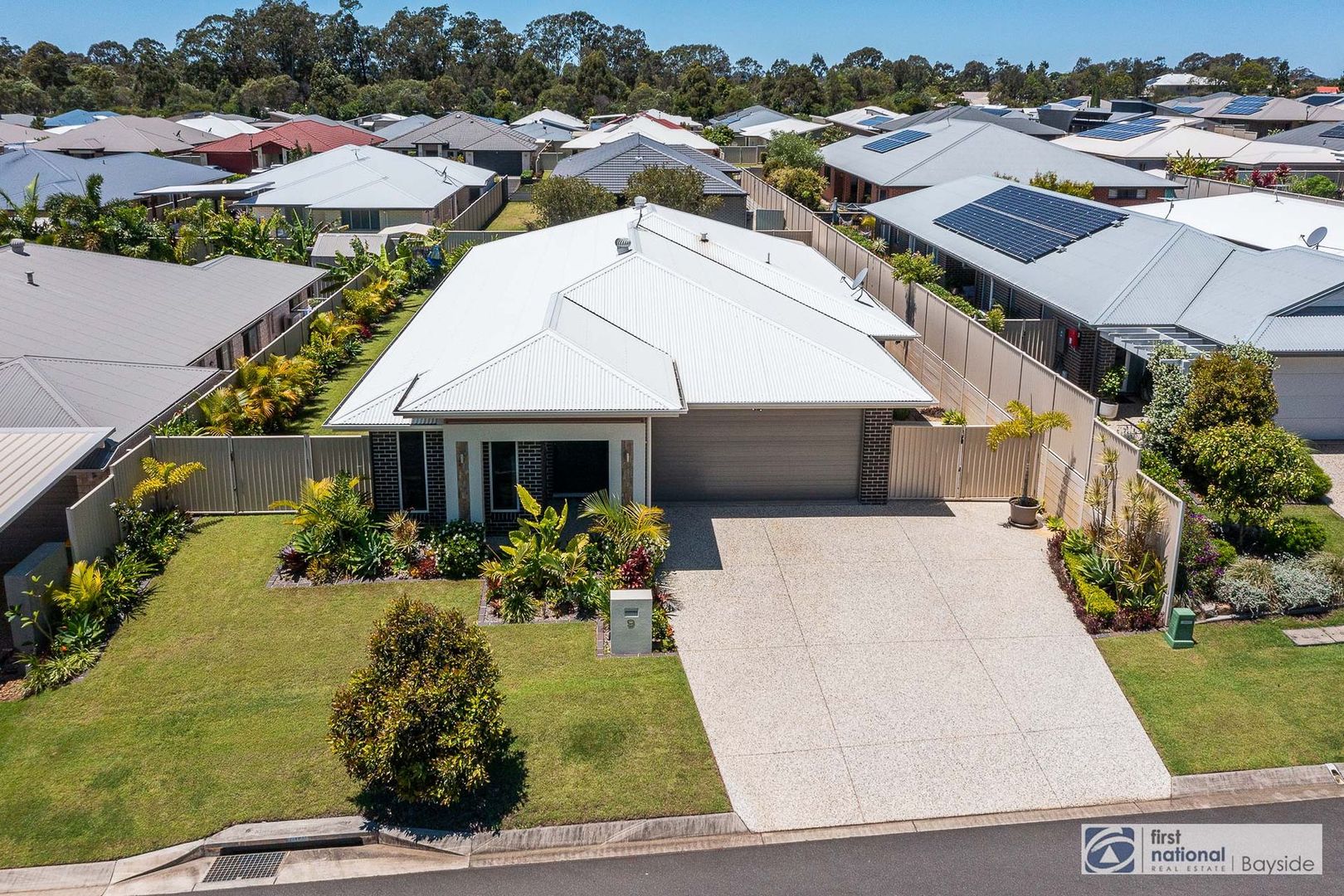 Sold 9 Kubler Crescent, Redland Bay QLD 4165 on 09 Dec 2022 ...