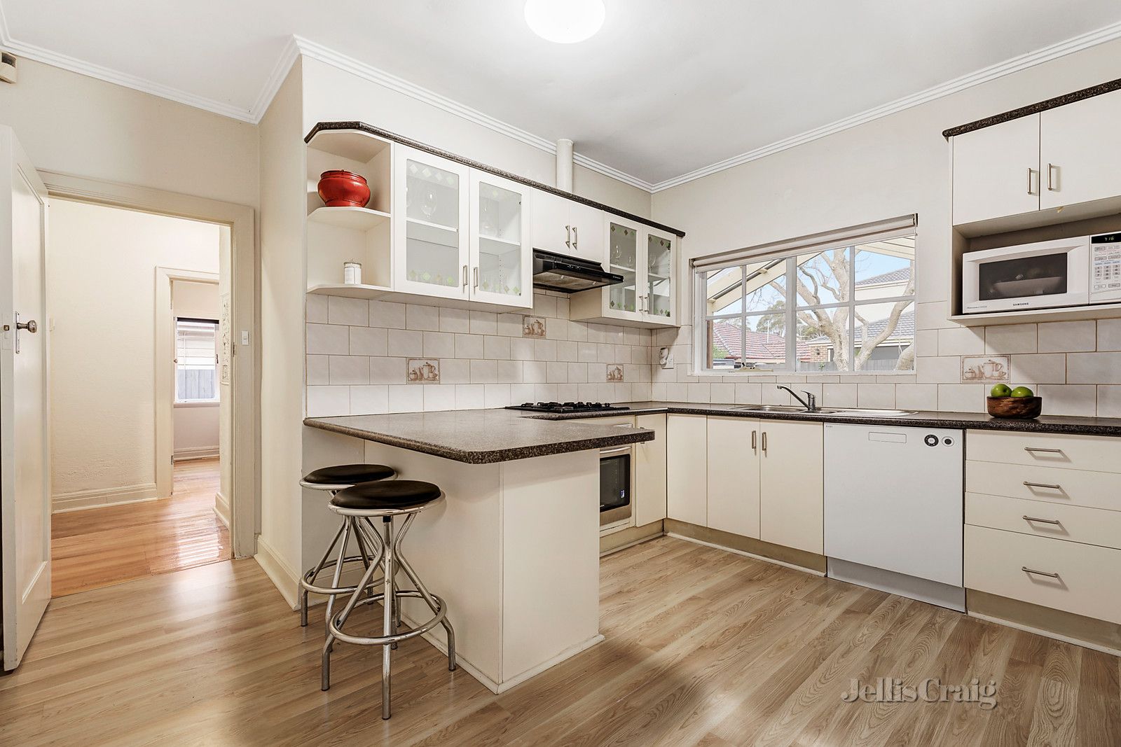 10 Velra Avenue, Murrumbeena VIC 3163 - House For Rent - $750 | Domain