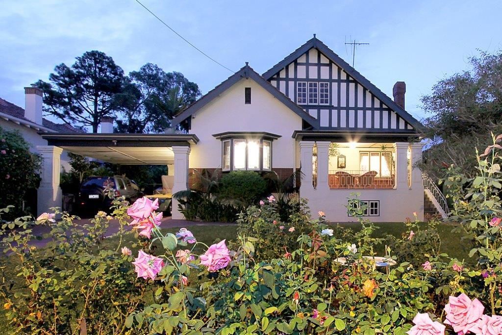 9 Alexander Drive, Menor | Property History & Address Research | Domain