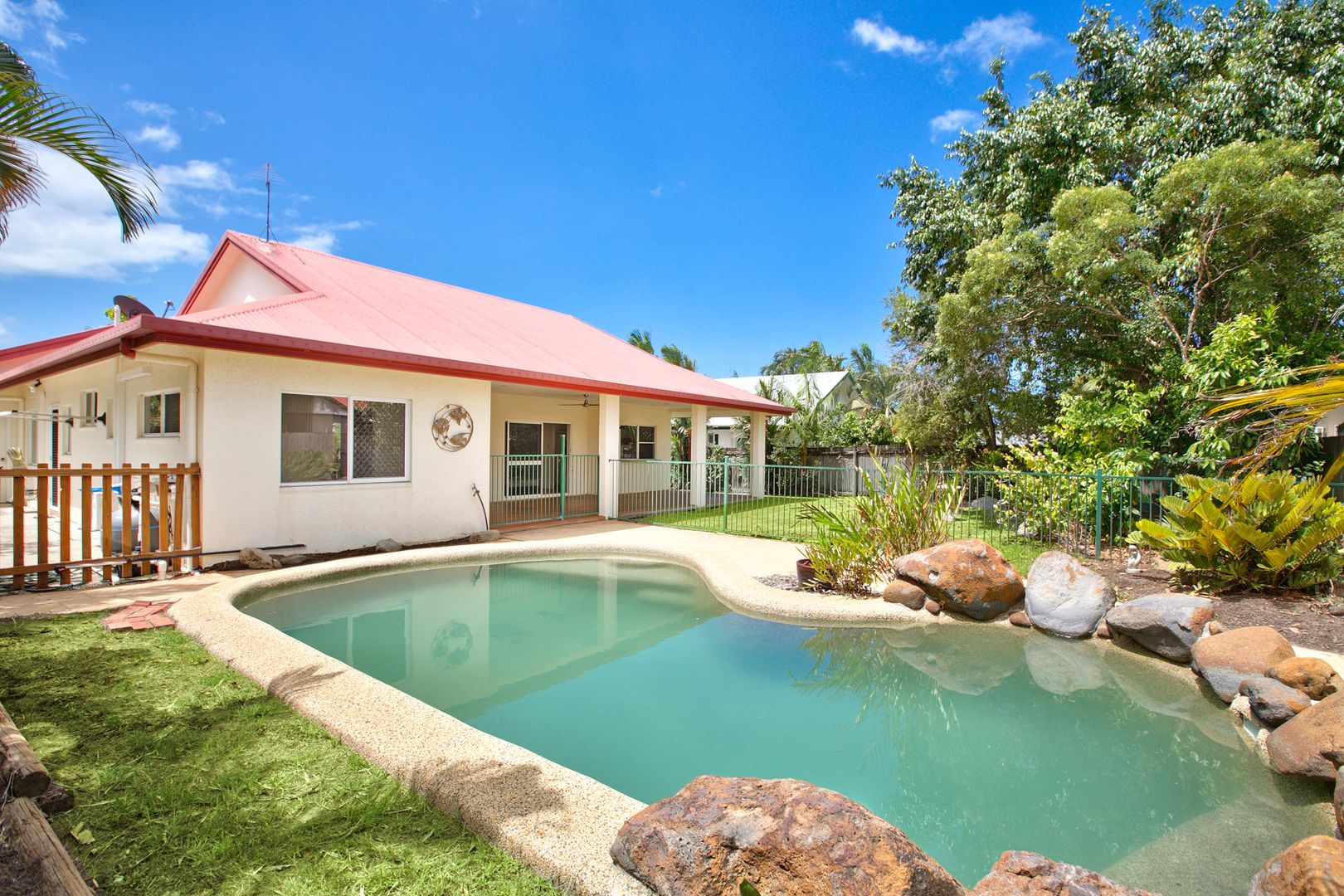 6 Castaways Close, Kewarra Beach | Property History & Address Research ...