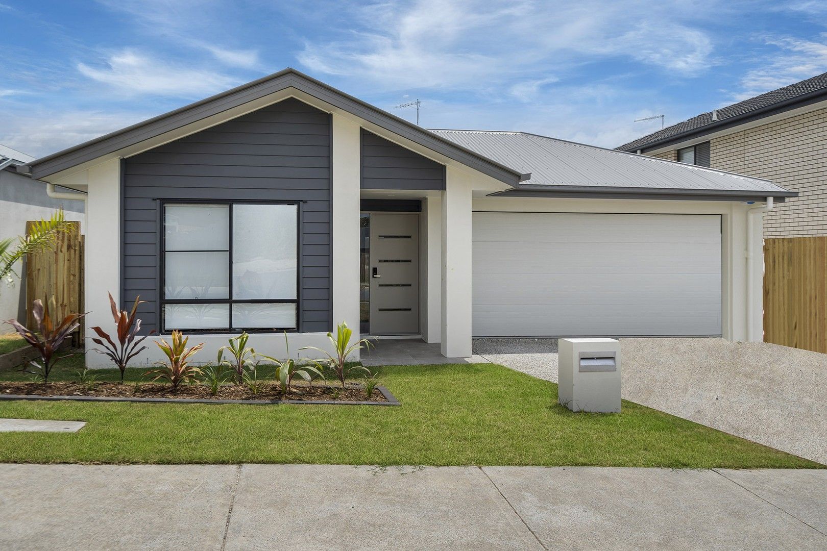 334 Tallagandra Road, Holmview QLD 4207 - House For Rent | Domain