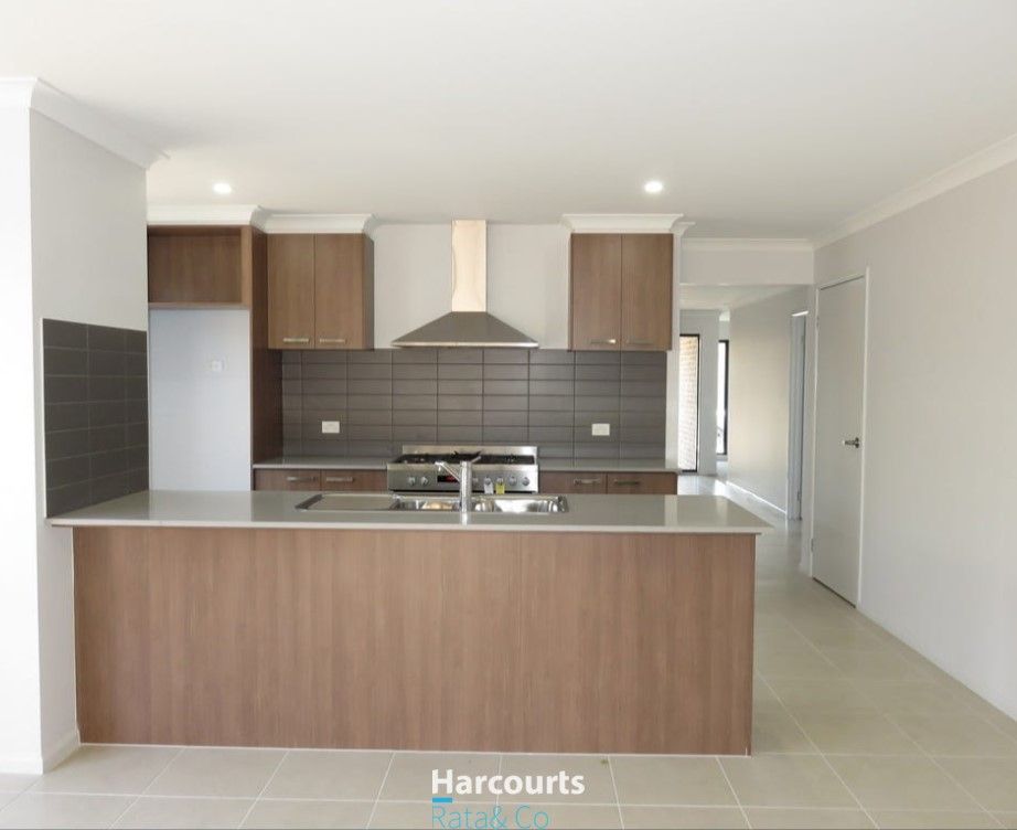 7 Crathes Avenue, Wollert VIC 3750 - House For Rent | Domain