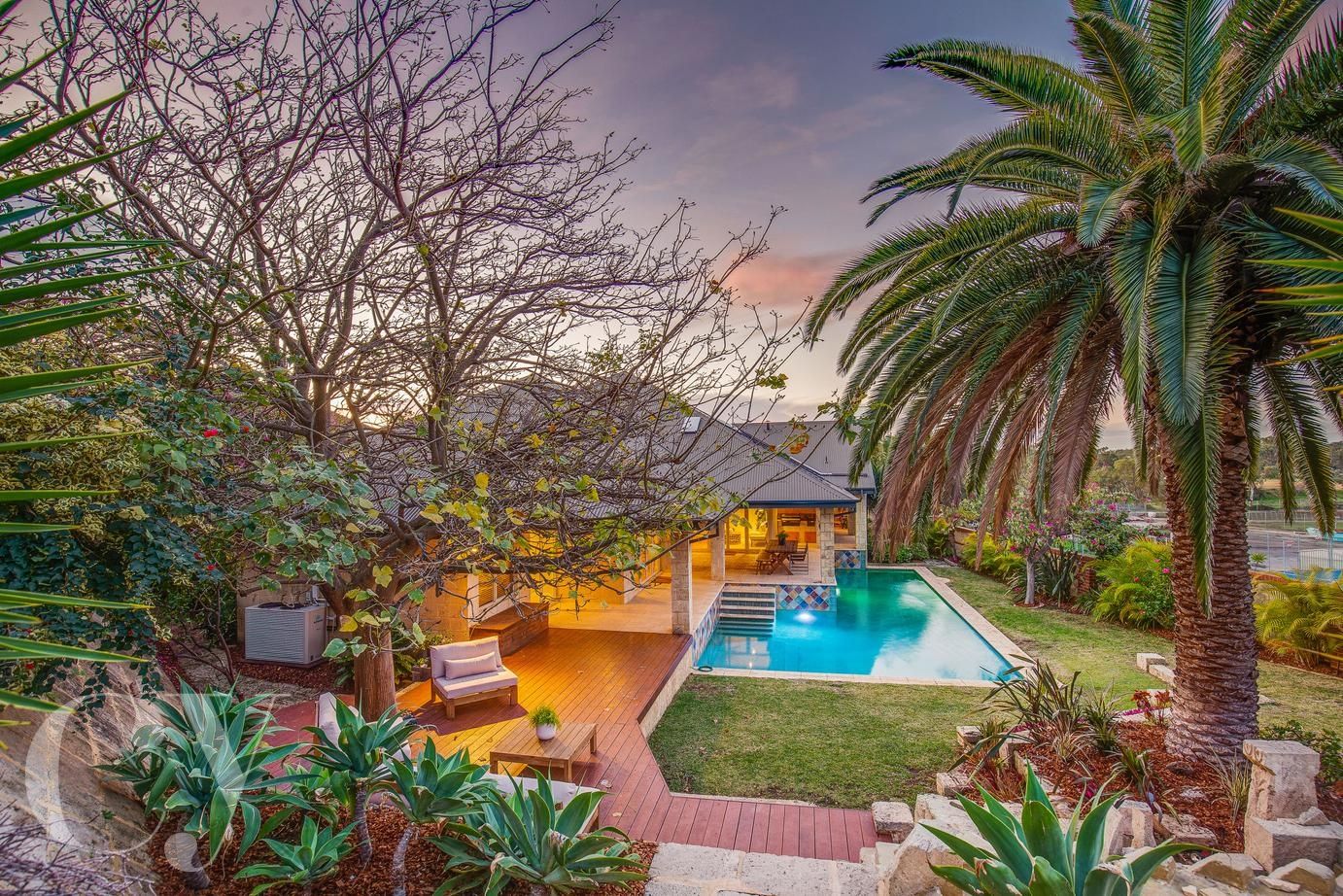 14 Prince Albert Court, Mount Claremon | Property History & Address ...